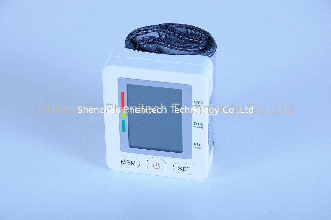 CE Approved Digital Wrist  Bluetooth Blood Pressure Monitor With Backlight