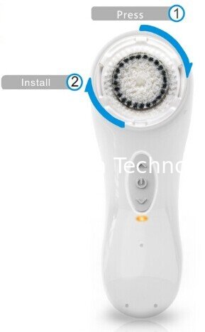 Battery Operated Electric Facial Cleansing Brush For Sensitive Skin
