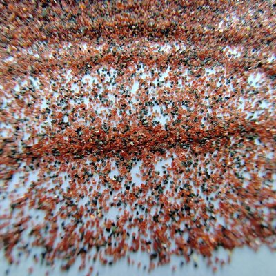 Garnet Sand mesh 30/60 for Sandblasting: Natural Abrasive medium, Mohs 7.0-7.5,Sa2.5-3