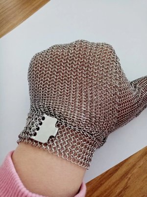 Stainless steel CUT RESISTANT  GLOVES ring mesh chain mail mesh auti-cutting safety gloves S M L XL XXL