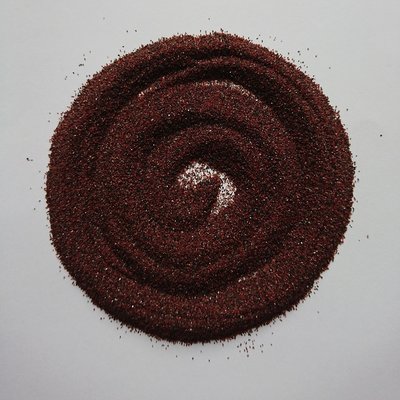 30/60 mesh Garnet for Sandblasting: Natural Abrasive medium, Mohs 7.0-7.5, Sa2.5-3