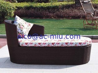 China 2014 China garden rattan chaise lounge furniture supplier
