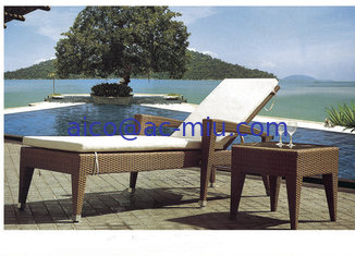 China hotel garden sun lounger rattan chaise lounge supplier