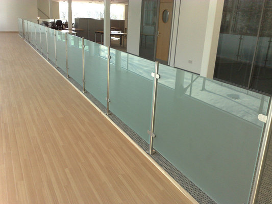 Foshan factory  tempered glass panel glass railing design for house veranda