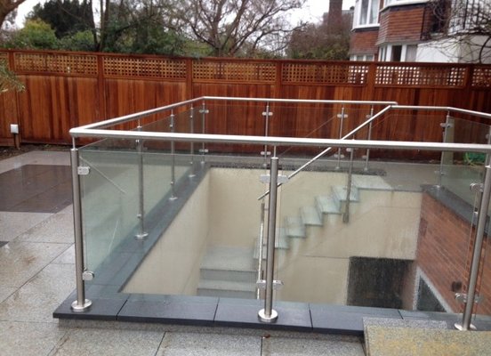 Decking stainless steel post for clear/ tinted glass railing with top handrail interior
