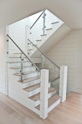 Stainless Steel Deck Glass Railing/ Balcony Glass Balustrade Interior Railing Design
