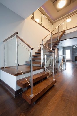 Stainless Steel Deck Glass Railing/ Balcony Glass Balustrade Interior Railing Design