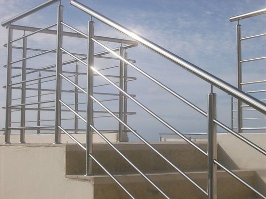 House stainless steel balcony railing design & stainless steel inox rod railing