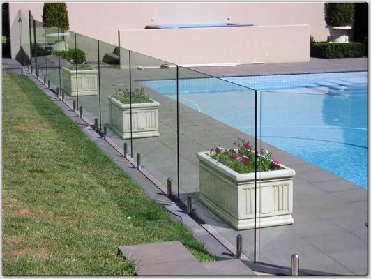 Exterior stainless steel spigot glass railing/ glass balustrade with free design