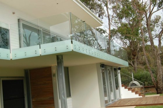 Exterior stainless steel standoff glass railing/ glass balustrade for balcony use