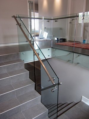 Stainless Steel Standoff for Staircase Balcony Glass Railing Design