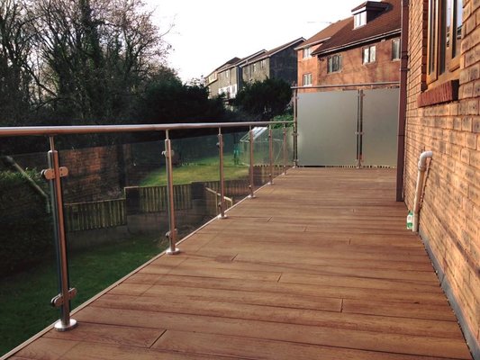 Stainless Steel Glass Railing/ Glass Balustrade for Veranda/ Terrace Design