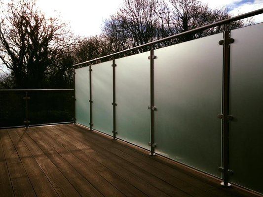 Stainless Steel Glass Railing/ Glass Balustrade for Veranda/ Terrace Design