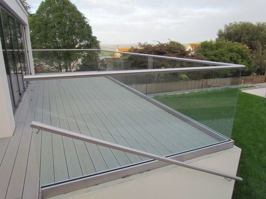 Aluminum u base channel glass railing/ u base shoe glass balustrade for ourdoor