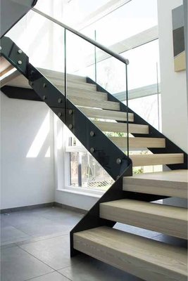 Carbon steel straight staircase with wooden tread modern design