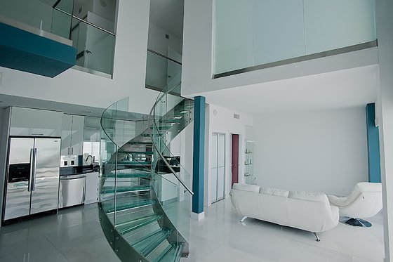 Interior glass tread curved staircase with stainless steel/ carbon steel stringer