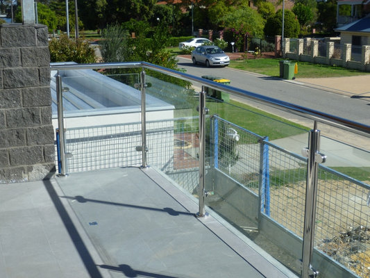 Balcony Design Glass Railing/ Glass Balustrade with Stainless Steel Post