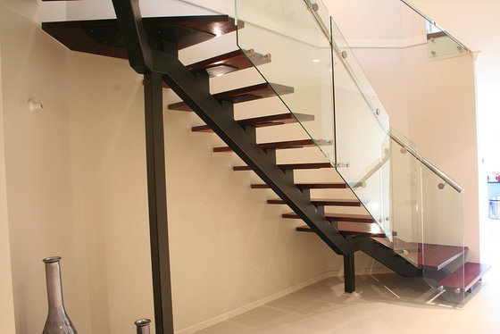 Luxury Wood Staircase with Staircase Railing