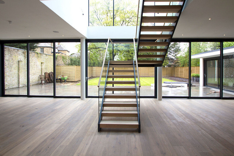 U shape carbon steel staircase straight staircase with wooden tread for indoor use