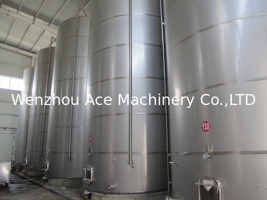 Vertical SS Moveable Sealed Cosmetic Product Lotion Storage Tank Mobile Oil Storage Tank supplier