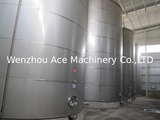 Vertical SS Moveable Sealed Cosmetic Product Lotion Storage Tank Mobile Oil Storage Tank supplier