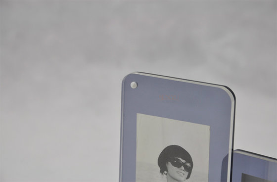 Souvenir Customized Picture Frames Magnetic Displays Double Sided Insert Photo