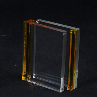 Custom Size Picture Frames Clear Surface PMMA  For Photo Display