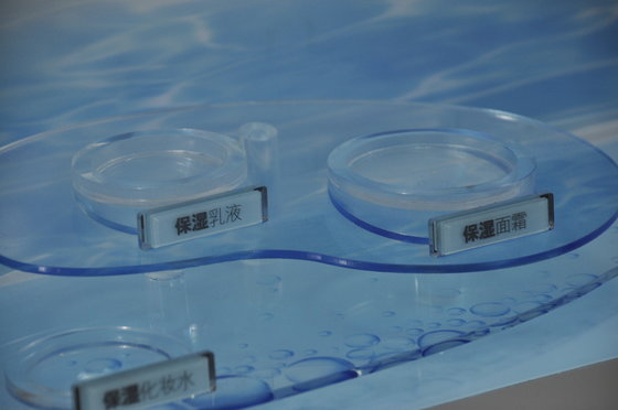 Acrylic Product Display Stands High Bright Freestanding For Skin Care Advertising