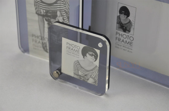 Souvenir Customized Picture Frames Magnetic Displays Double Sided Insert Photo