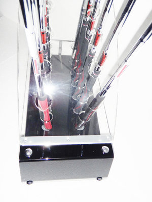 High Quality custom Golf Club Display Stand (12 Golf's Club Storage) Camber Acrylic