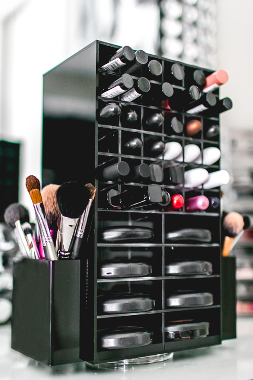 High clear customized acrylic spinning lipstick holder rotatable makeup organizer