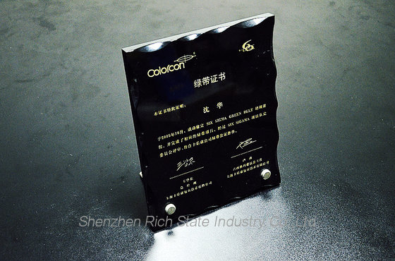 Acrylic resin trophy