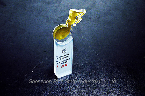 Acrylic resin trophy