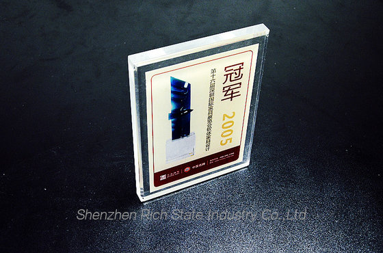 Acrylic resin trophy