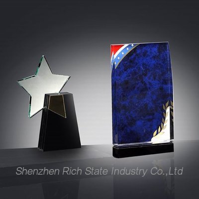 Acrylic resin trophy
