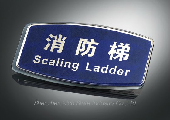 printed name badges