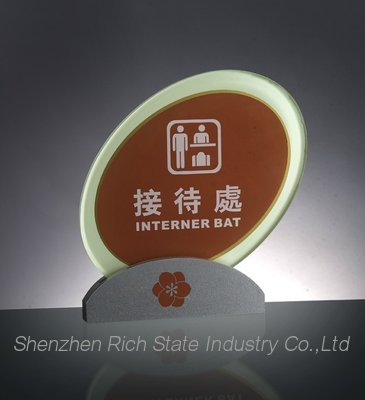printed name badges