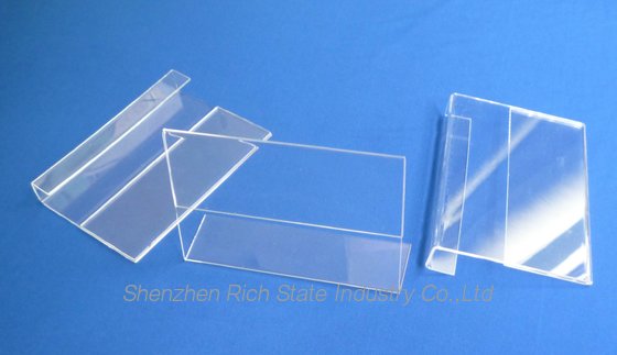 L model card stand