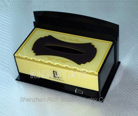Tissue box