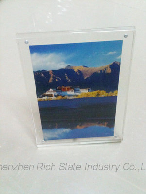 Magnetic perspex picture frames