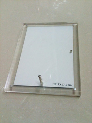 Magnetic perspex picture frames