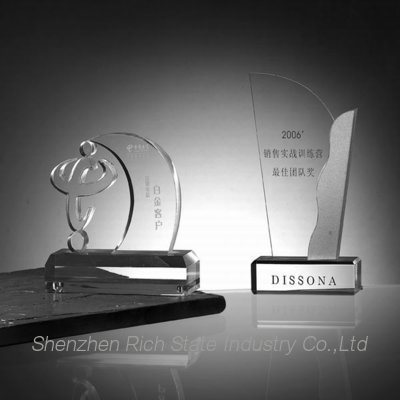 Acrylic resin trophy