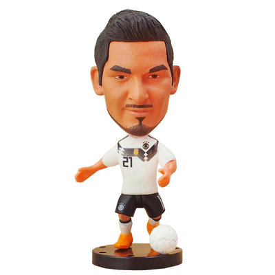 customized football star player statue figurine 2018 russian football star figurine World Cup gift souvenirs