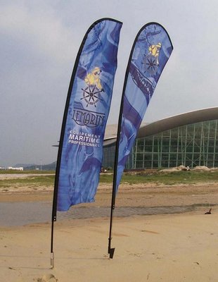 Setzen Sie Feder-Träne   Flagge, kundenspezifisches Flaggen-Drucken für Gebrauch im Freien auf den Strand