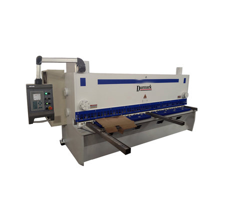 QC11K CNC Hydraulic guillotine shearing machine 6*3200 stainless steel sheet