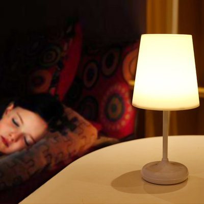 2018 hottest table lamp with both touching control and remote control, smart night light with soft led light supplier