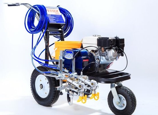 Striping Road Line Marking Machine With Double Guns And Piston Pump