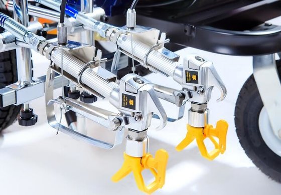 Putian Airless Paint Road Line Marking Machine With Simple Guide Mark System