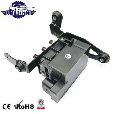 2009 - 2016 Porsche Panamera Air Suspension Valve Block Stable Performance supplier