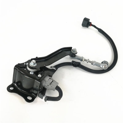 Front Suspension Height Control Level Sensor For Toyota Land Cruiser J100 J105 Lexus LX470 supplier